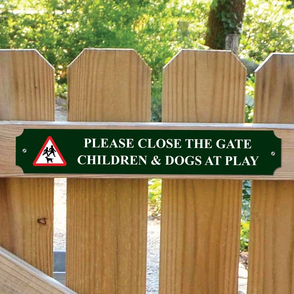 JAF Graphics. Children & Dogs Safety Sign