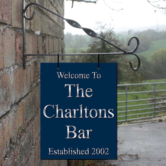 JAF Graphics. Personalised Hanging Bar Sign