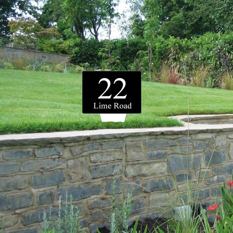 JAF Graphics. Modern House Sign on Stake