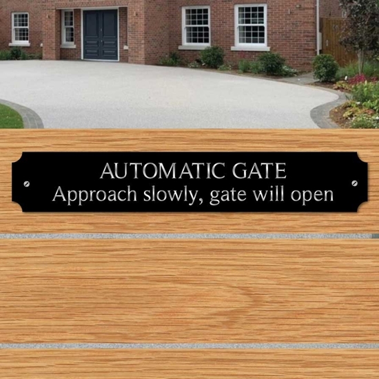 JAF Graphics. Automatic Gate Approach Slowly Sign