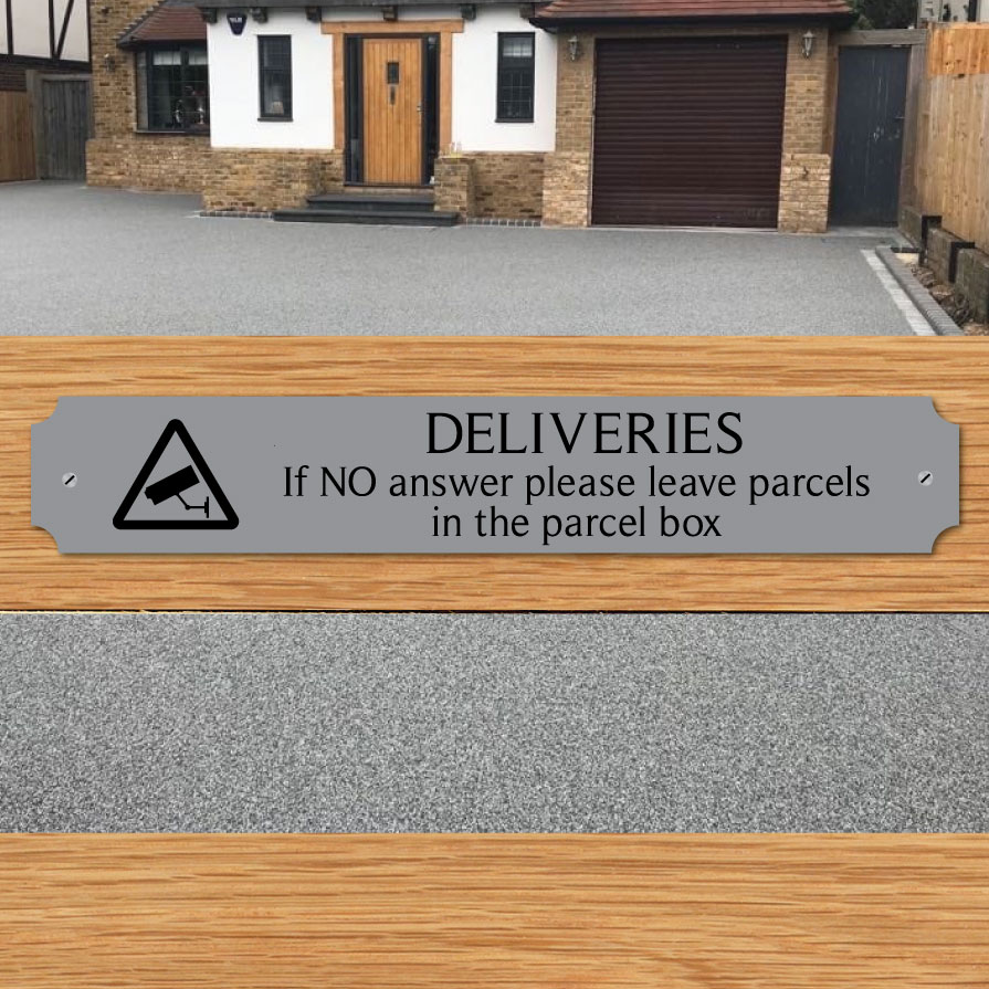 JAF Graphics. Parcel Delivery Gate Sign