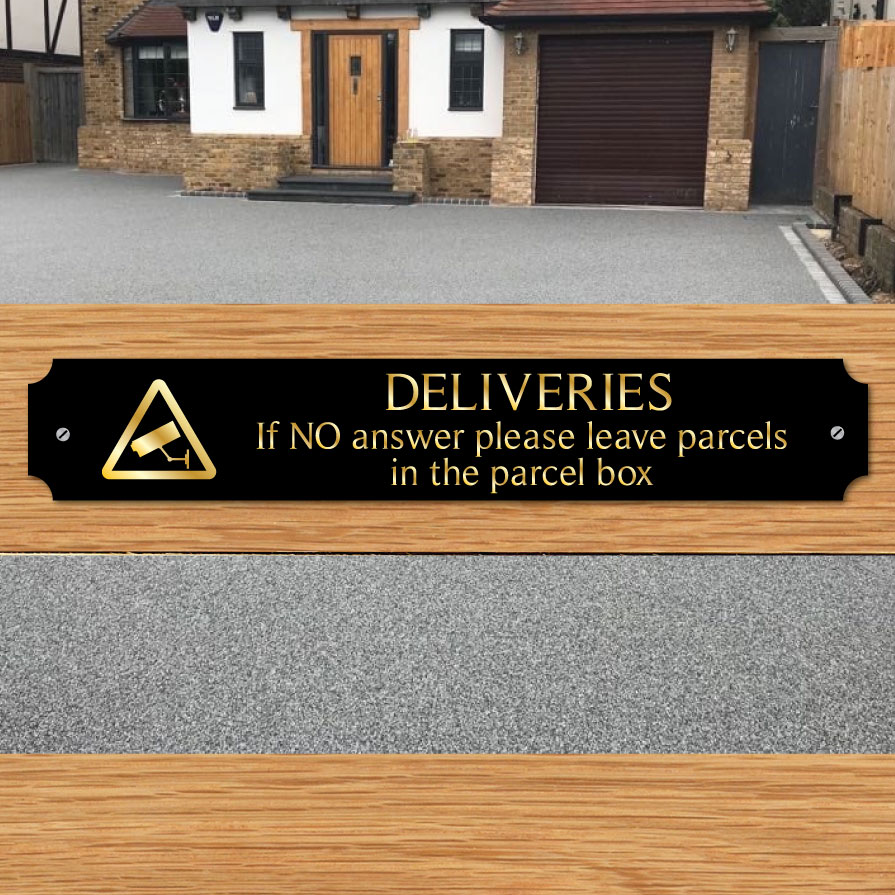 JAF Graphics. Parcel Delivery Gate Sign