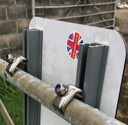 JAF Graphics. Classic Curved Top Entrance Farm Gate Sign