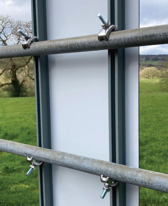 JAF Graphics. Classic Curved Top Entrance Farm Gate Sign